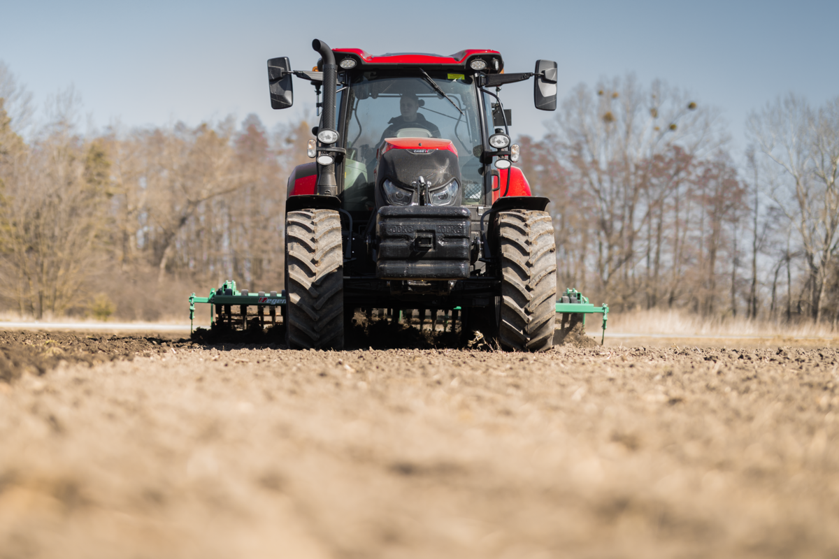 13 . MAXXUM 125 AD4 SELECTION | AGRI CS Slovakia s.r.o.